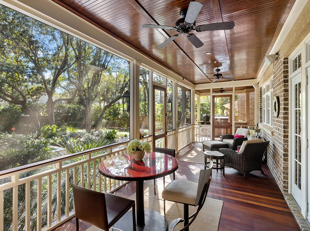 Sharon D Turner - Lawrence Johnson Realtors Inc | Crexi